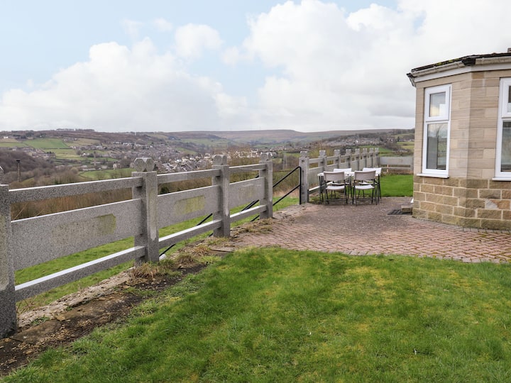 Bronte View Hideaway - Hebden Bridge