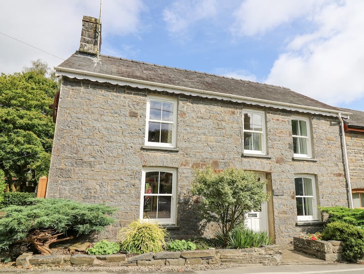 Derwen Villa - Aberaeron