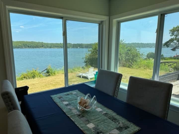 Salty Breeze Cottage - Brunswick, ME