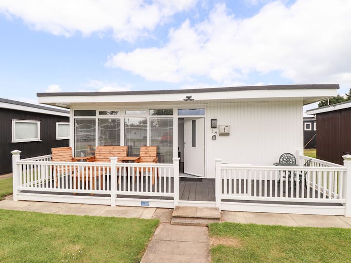 28 Cherry Park - Anderby Creek