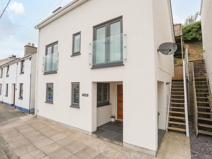 3 Ty Stabal - Pwllheli