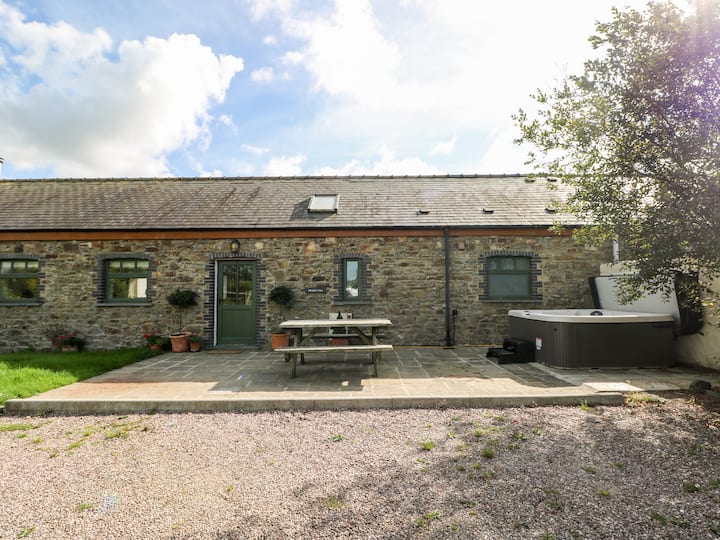 2 Fenton Home Farm - Haverfordwest