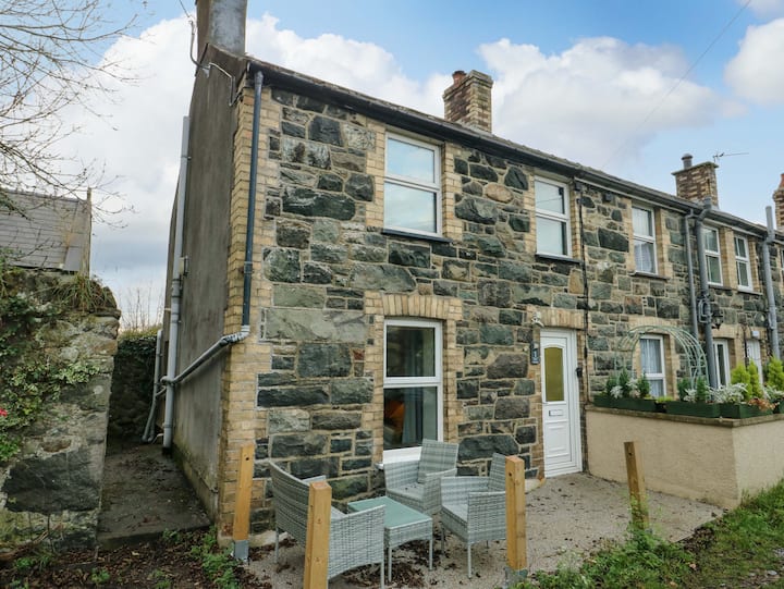 1 Dinas Cottages - Caernarfon