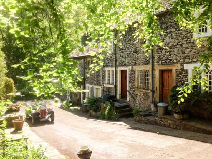 73 Ravensdale Cottages - Bakewell