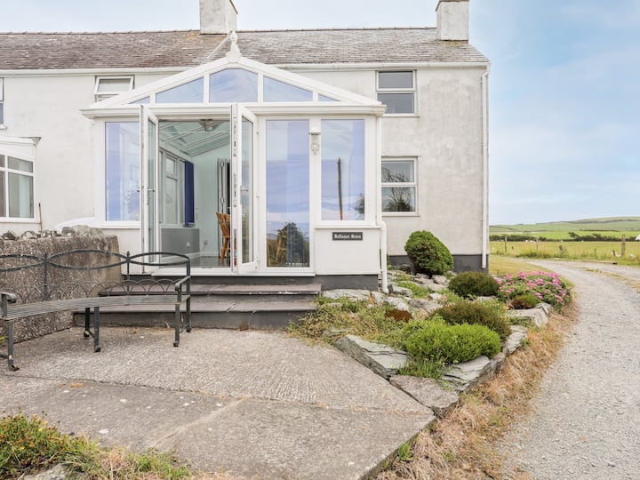 Bodlasan Groes Cottage - Trearddur Bay
