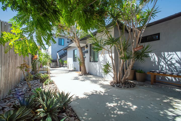 5bd Family, Event Friendly 4plex Steps2beach - San Diego Airport (SAN)