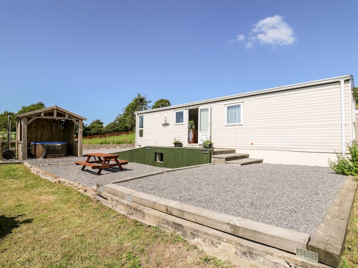 The Lodge - Llanelli