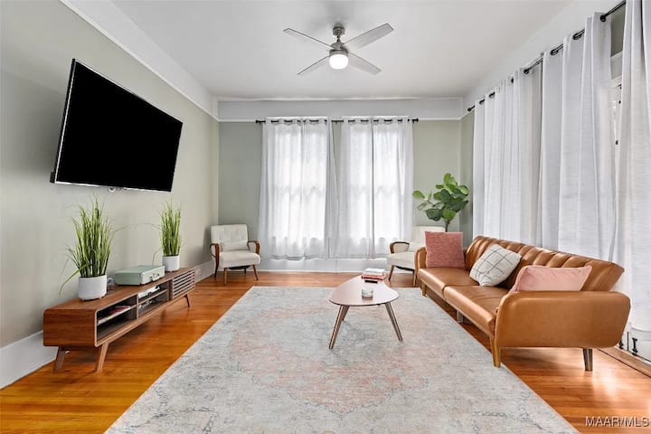 Spacious 3br – Pet-friendly, Near Downtown - Montgomery, AL