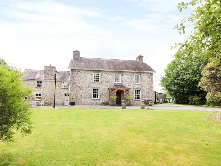 Dolau Farmhouse - Lampeter