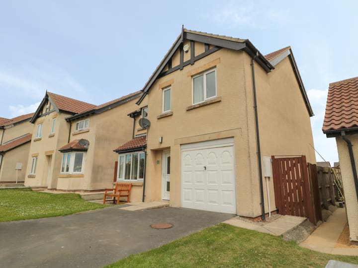 3 Kings Field - Craster