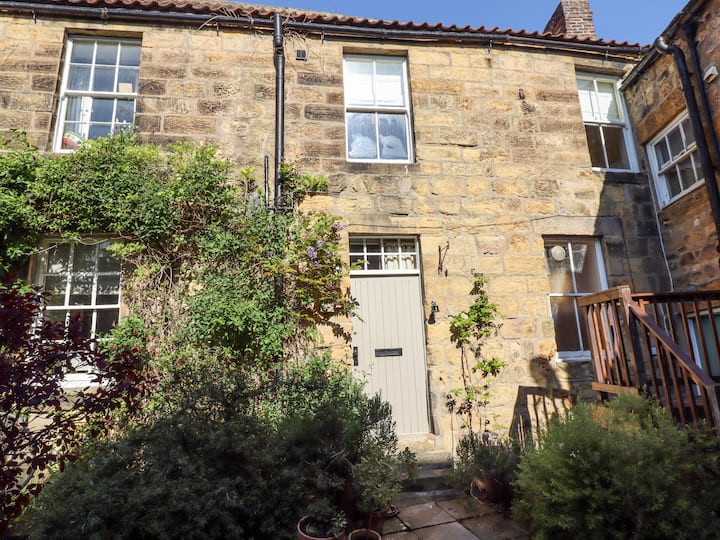 Beals Yard - Alnwick