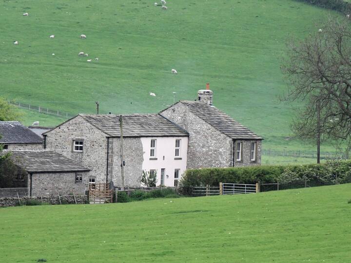 3 Hull House Cottage - Settle