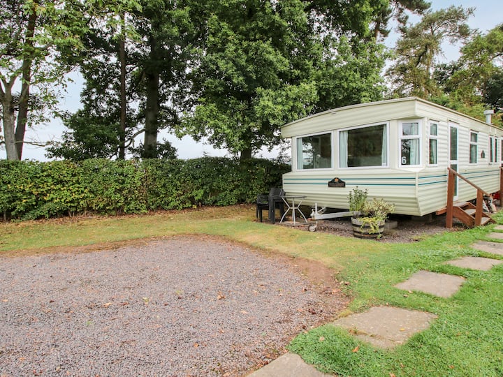 6 Old Orchard - Church Stretton