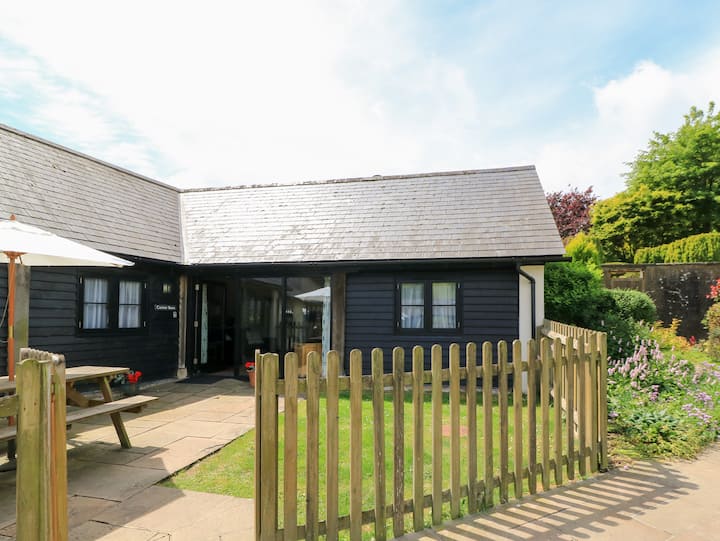 Corner Barn - Blandford Forum