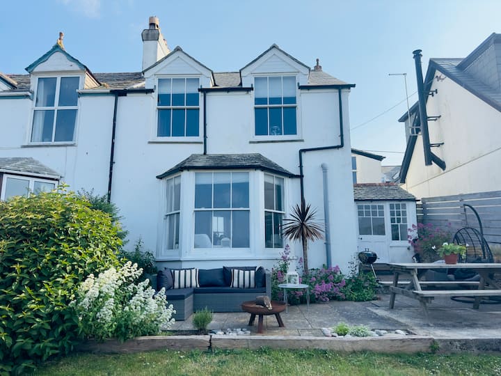 1 Tintagel - Port Isaac