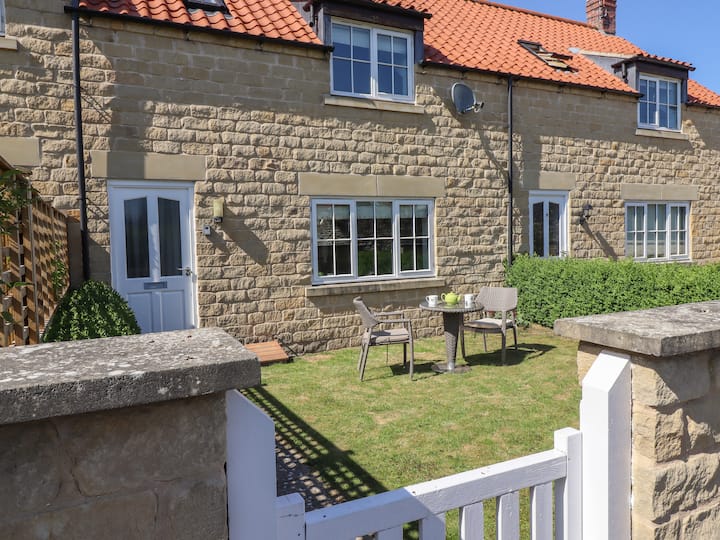 8 Pottergate Mews - Helmsley