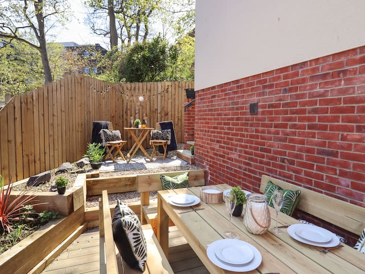 Coastguards View - 惠特比