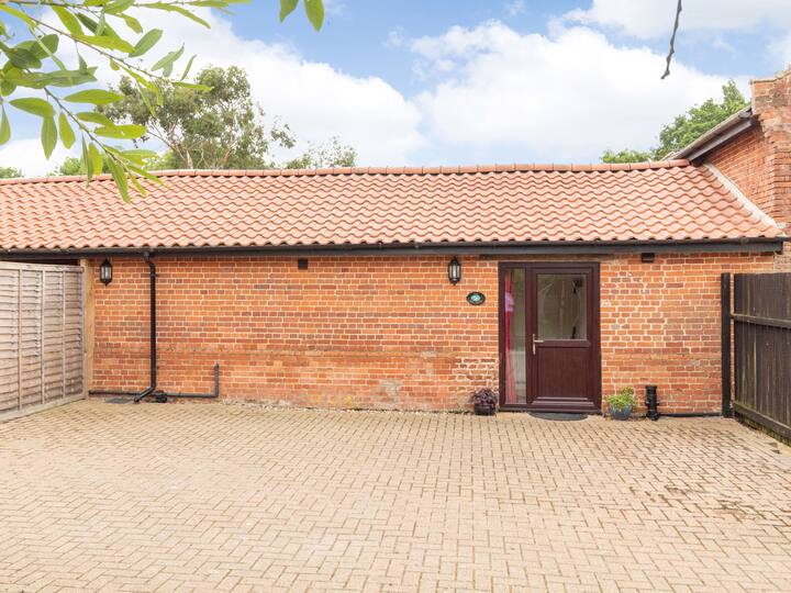 The Hen House - Diss