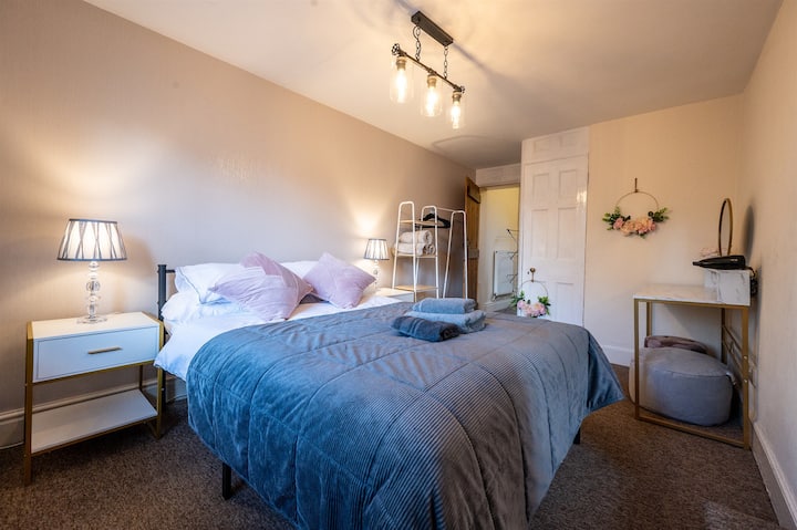 Shrewsbury – Ideal Location, Cottage With Parking - Shropshire