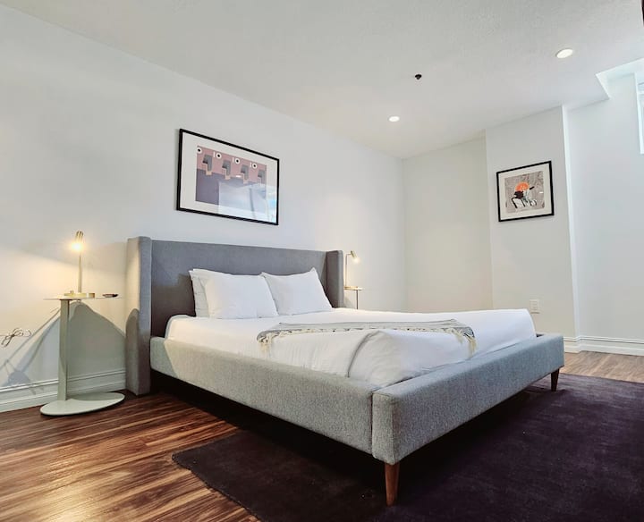 Walk To Everything From The Lofts Suite 308 - West Palm Beach, FL