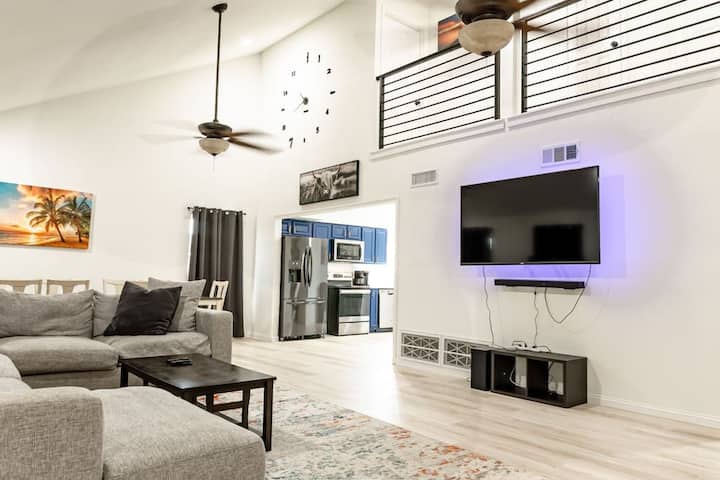 Chill Spot 5 Mins From Many Attractions - Galveston, TX