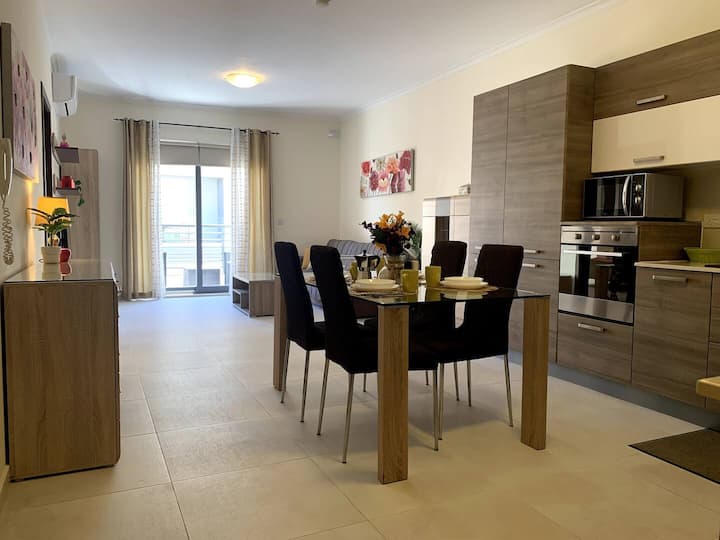 Cara Flats 2bed In Mellieha Fl4 By Homely - Malta