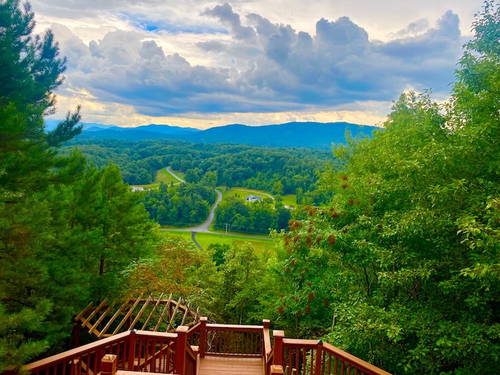 Smokey Mountain Dreaming - Murphy, NC