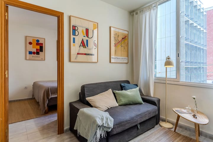 Cozy & For Families: Arc De Triomf/born - Barcelona
