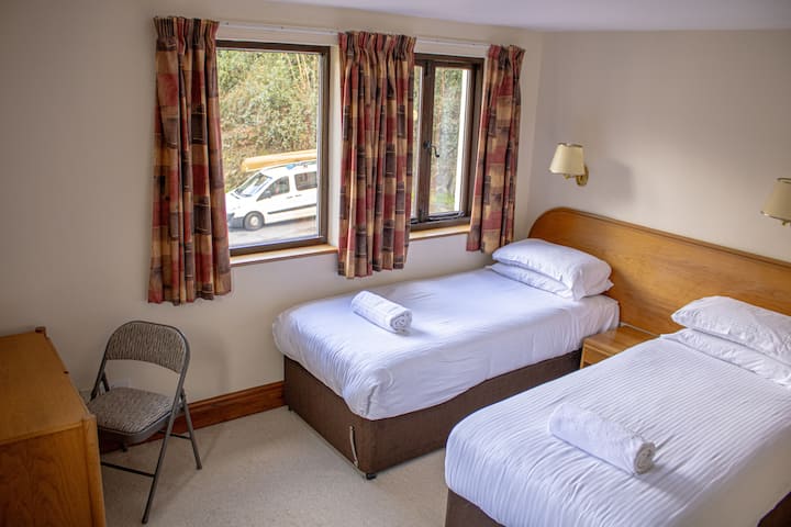 Cottage-private Bathroom-river View-sleeps 6 Pets - Cartmel