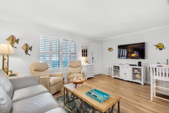 Walk 350yds To Beach-first Floor-1br Sandprints A3 - Miramar Beach, FL