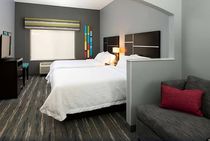 The Glenwood Hideout! Free Breakfast, Indoor Pool! - Glenwood Springs, CO