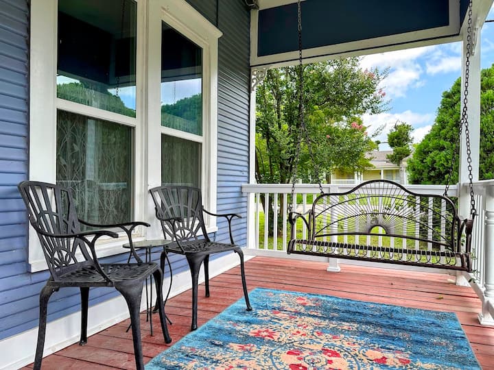 Blueberry Bungalow - Locally Run! Enjoy Our Ps5! - Taylor, TX