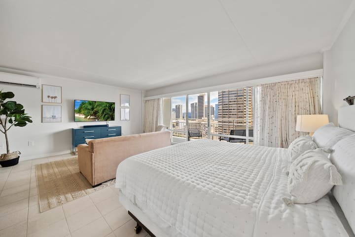 City View Ilikai Queen 1 Bdrm Kitchenette And Pool - ホノルル