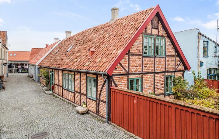 Nice Apartment In Simrishamn With Wifi - Simrishamn