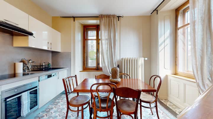 Joyau Architectural Avec Charme D éPoque - La Chaux-de-Fonds