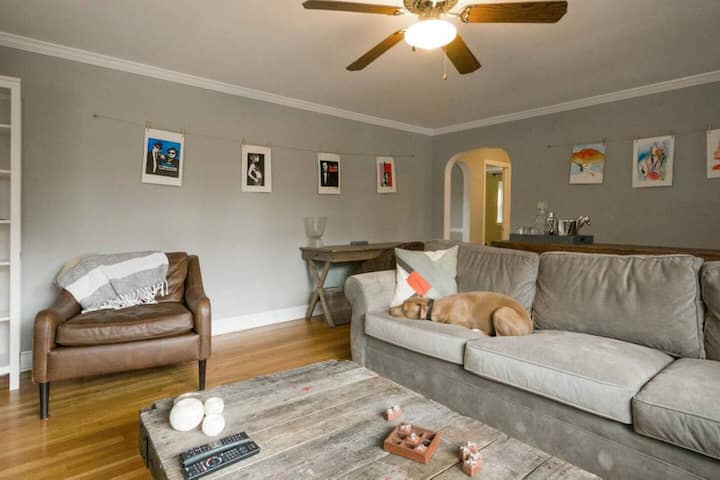 K9 Cottage @ Berwyn Mainline - Malvern, PA