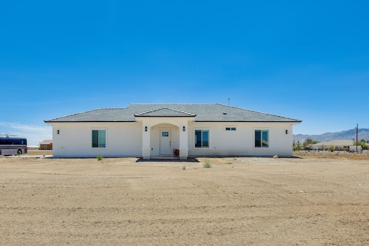 Serene Pahrump Cottage W/ Mountain Views! - Pahrump, NV