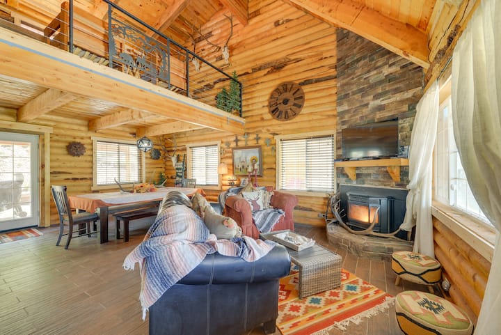 Remote Mountain Vacation Rental In Wyoming Range! - Wyoming
