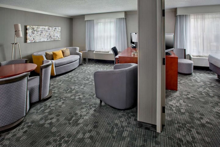 Relax And Unwind! Pets Are Welcome - Long Branch, NJ