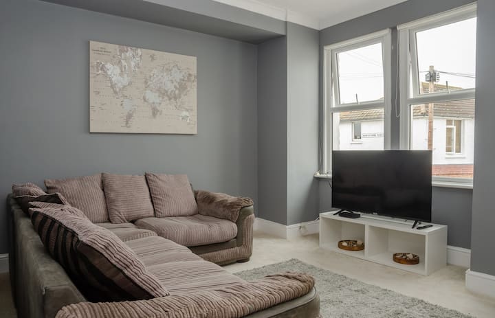 Peaceful & Spacious Family Home In Eastbourne! - Eastbourne