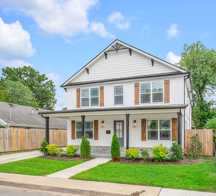 Hot Tub | Close To Downtown | Game Room | Fire Pit - Lexington, KY