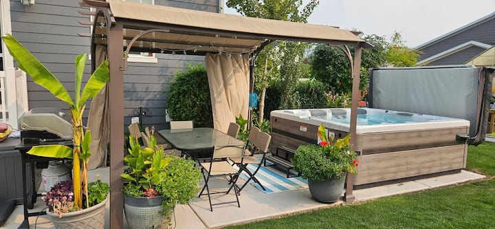 Lehi Oasis | Hot Tub | Firepit | 3d Theatre Room - Saratoga Springs, UT