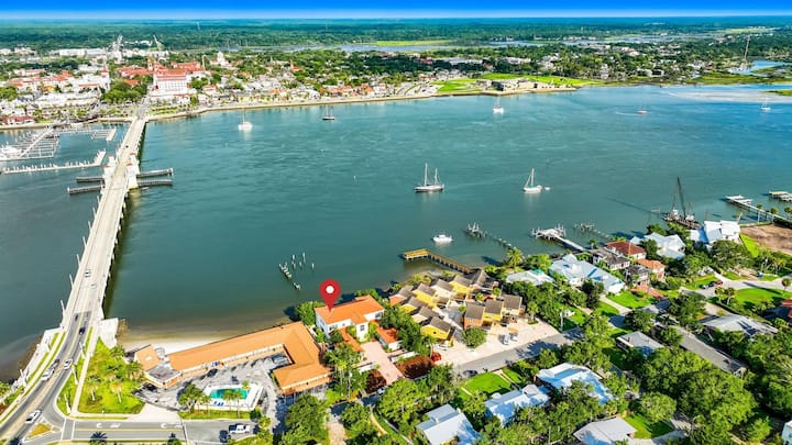 Bridge Tender| Waterfront |5-min Walk To Downtown - St. Augustine, FL