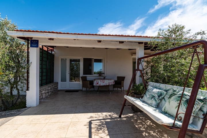 K-21558 Maison D'une Chambre Avec La Terrasse Baie - Vela Luka