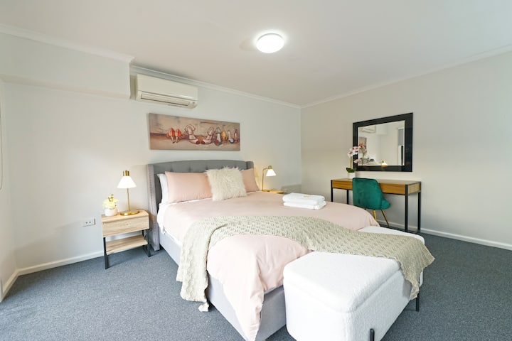 Pet Friendly Ringwood 3bm Home Parking Netflix - Mitcham