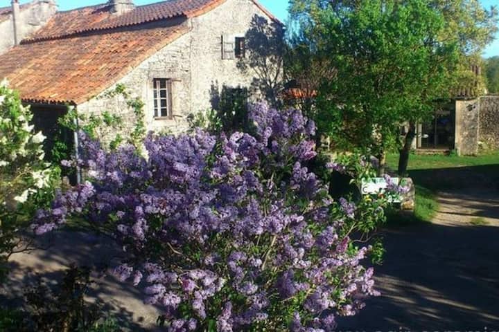 Maison Larzac Cevennes Grand Gite - La Couvertoirade