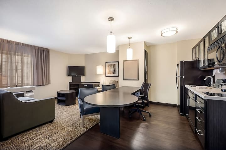 3 Modern Units! Pet-friendly, Near Shull Reserve! - 콜럼버스