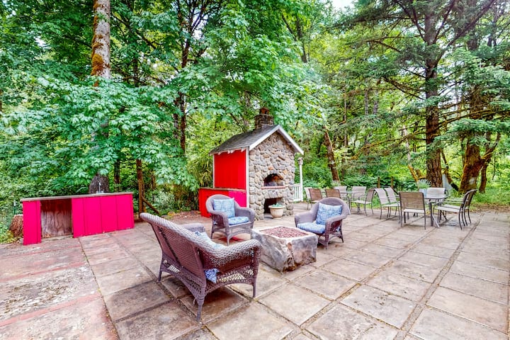 Homested Retreat - Dallas, OR