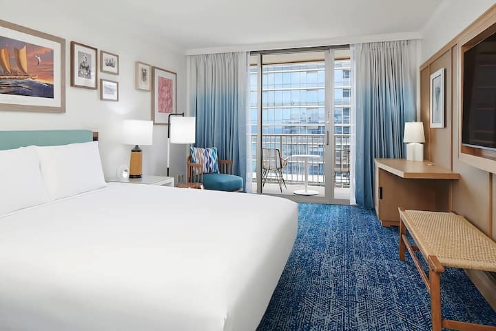 Live In Paradise! 3 Units, Near Honolulu Zoo - Honolulu, HI