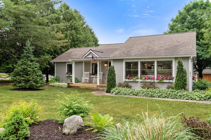 Perfect Location For A Fun Filled Vacation! - Harbor Springs, MI